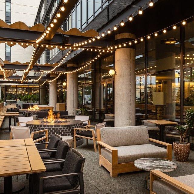 Fora Chicago │ Globally inspired restaurant and patio in Fulton Market
