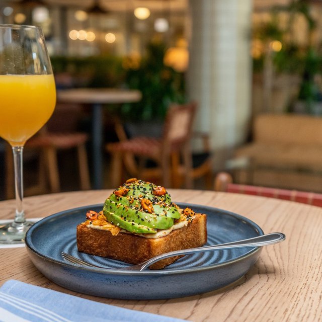 Fora Chicago │ Globally inspired restaurant and patio in Fulton Market