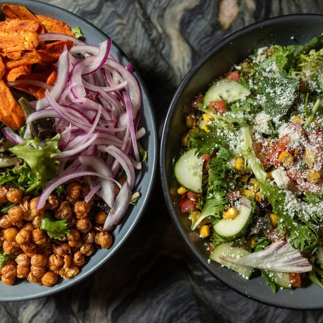 Fora Chicago │ Globally inspired restaurant and patio in Fulton Market