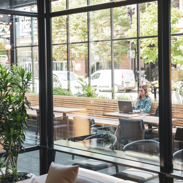 Fora Chicago │ Globally inspired restaurant and patio in Fulton Market